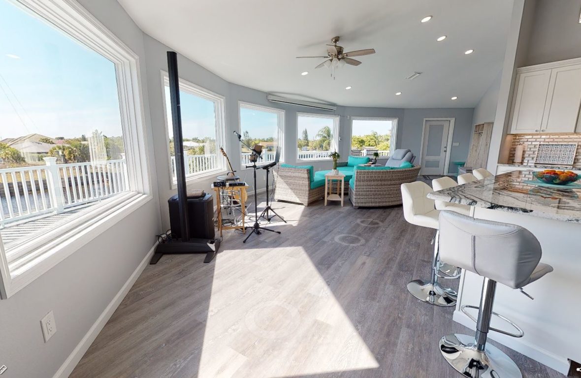 Custom Homes Pictures | Deltec Homes Videos | Virtual Tours